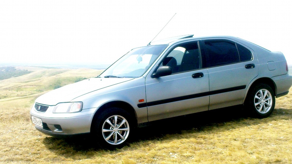 Honda Civic Fastback V 1.6i (113 Hp)